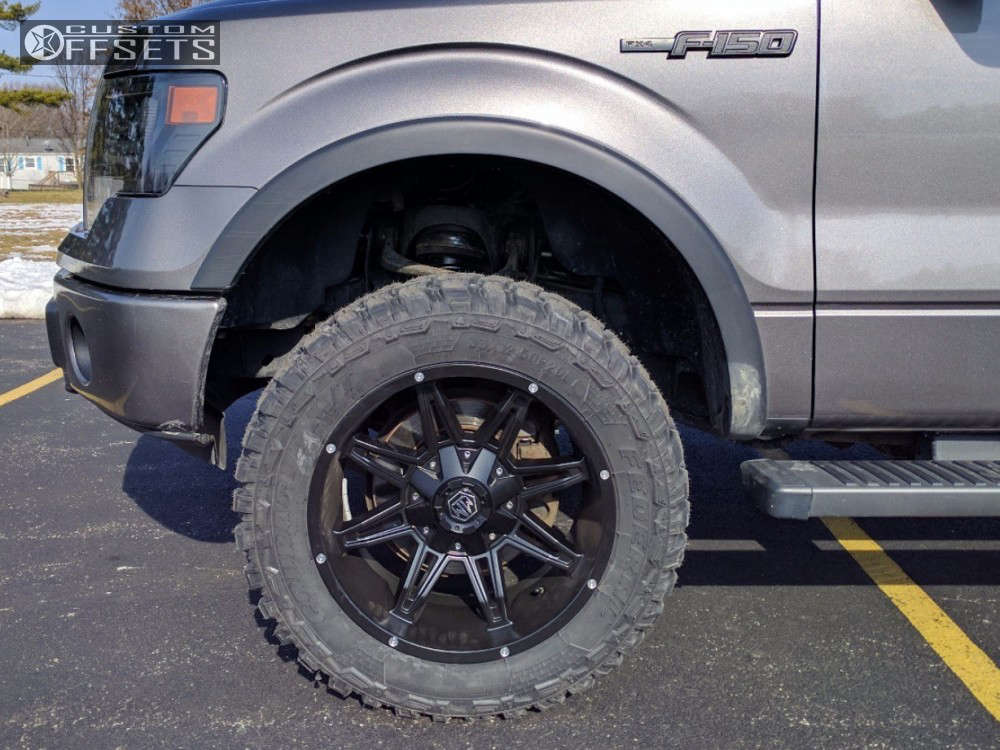 2014 Ford F-150 with 20x10 -25 Mayhem Rampage and 33/12.5R20 Federal ...