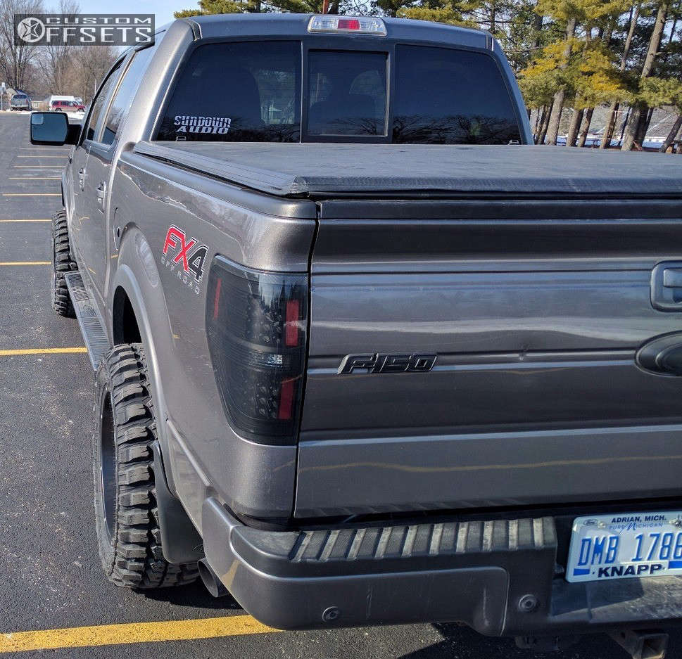 2014 Ford F-150 with 20x10 -25 Mayhem Rampage and 33/12.5R20 Federal ...