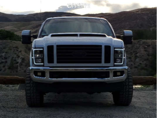 2008 Ford F-250 Super Duty with 20x12 -44 Motiv Offroad Magnus and 35/ ...