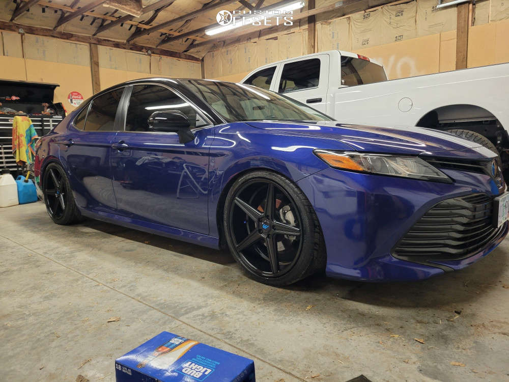2018 Toyota Camry with 20x8.5 35 Mach M1 and 245/35R20 Accelera Alpha ...