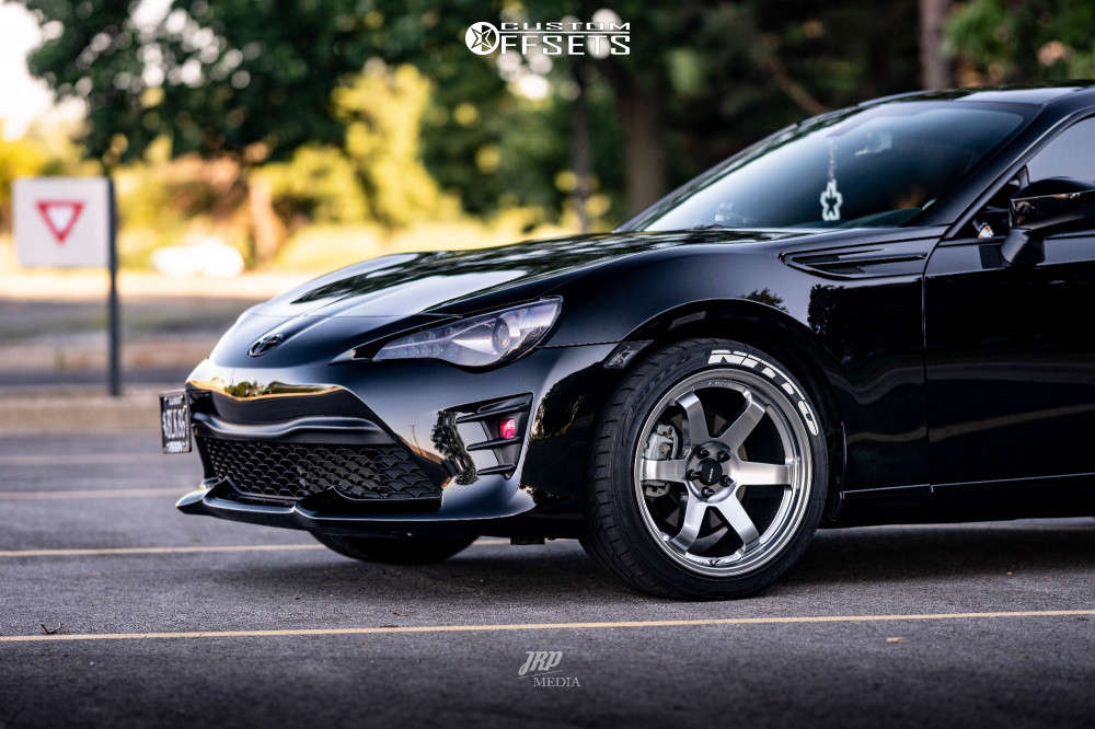 2020 Toyota 86 with 18x9.5 38 AVID1 AV6 and 235/40R18 Nitto Nt555 G2 ...