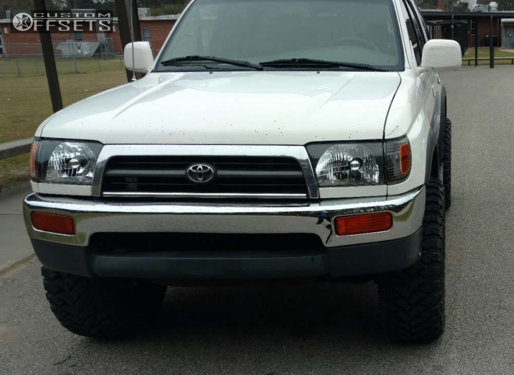 1998 Toyota 4Runner with 18x9 -12 Havok H109 and 33/12.5R18 Free Passer ...
