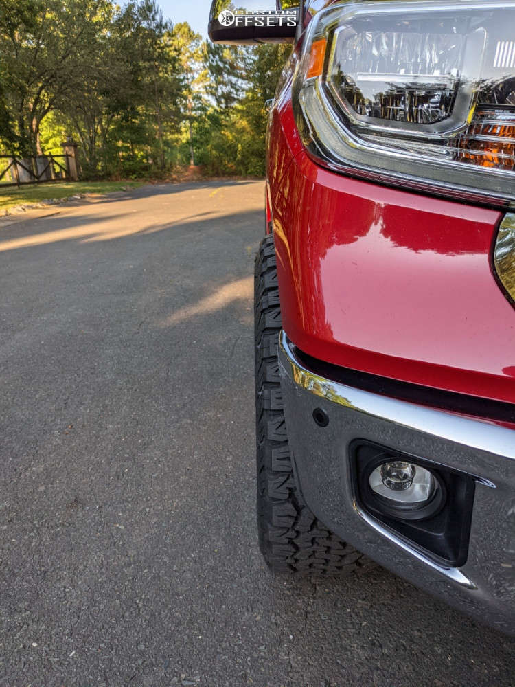 2019 Toyota Tundra with 20x9 18 Moto Metal Mo978 and 275/60R20 ...