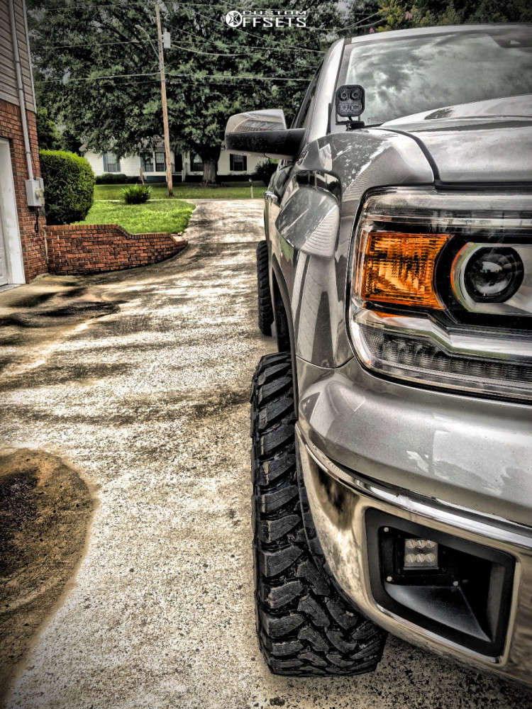 2015 GMC Sierra 1500 with 18x9 -12 Method Mr305 and 35/12.5R18 Toyo ...