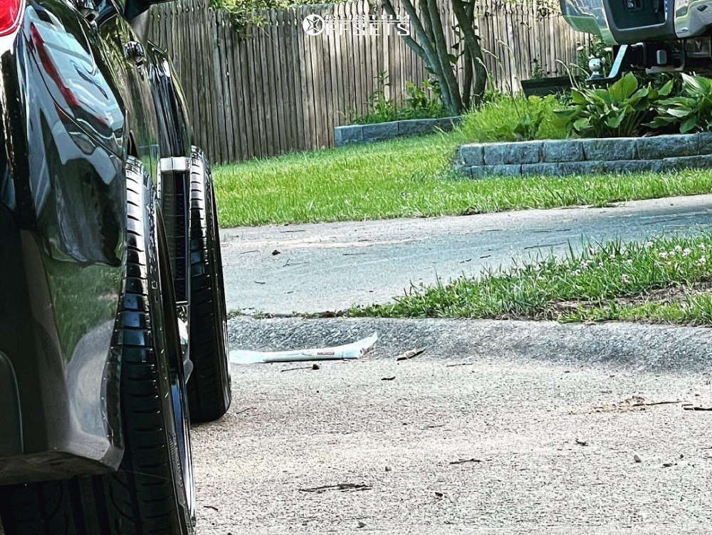 2015 Subaru WRX STI with 18x9.5 15 ESR Cs15 and 245/40R18 Hankook ...