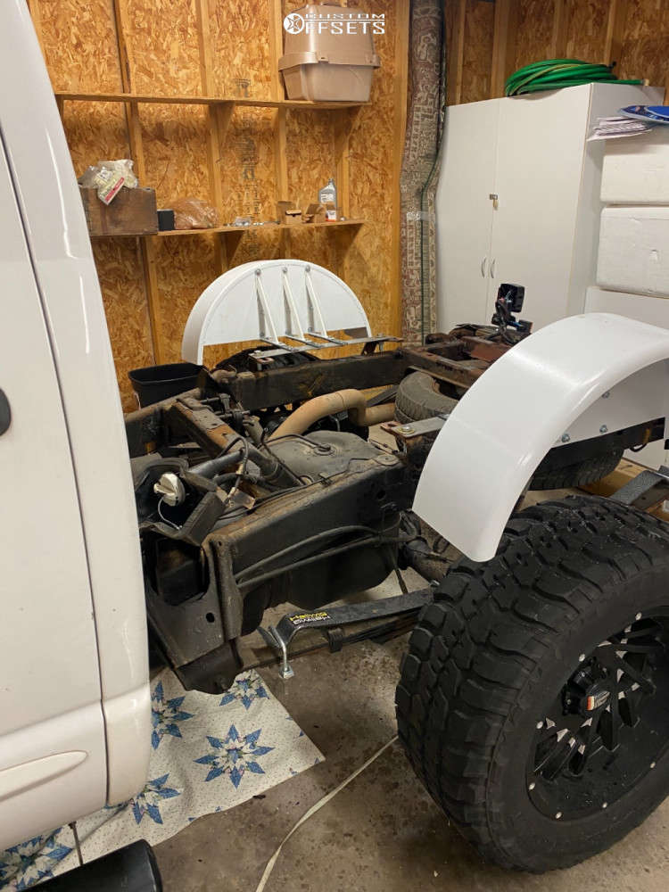 2007 Dodge Ram 1500 with 20x10 -24 American Truxx Spider and 35/12.5R20 ...