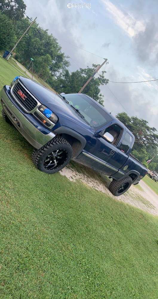 2001 GMC Sierra 1500 with 20x10 -24 Moto Metal Mo970 and 33/12.5R20 ...