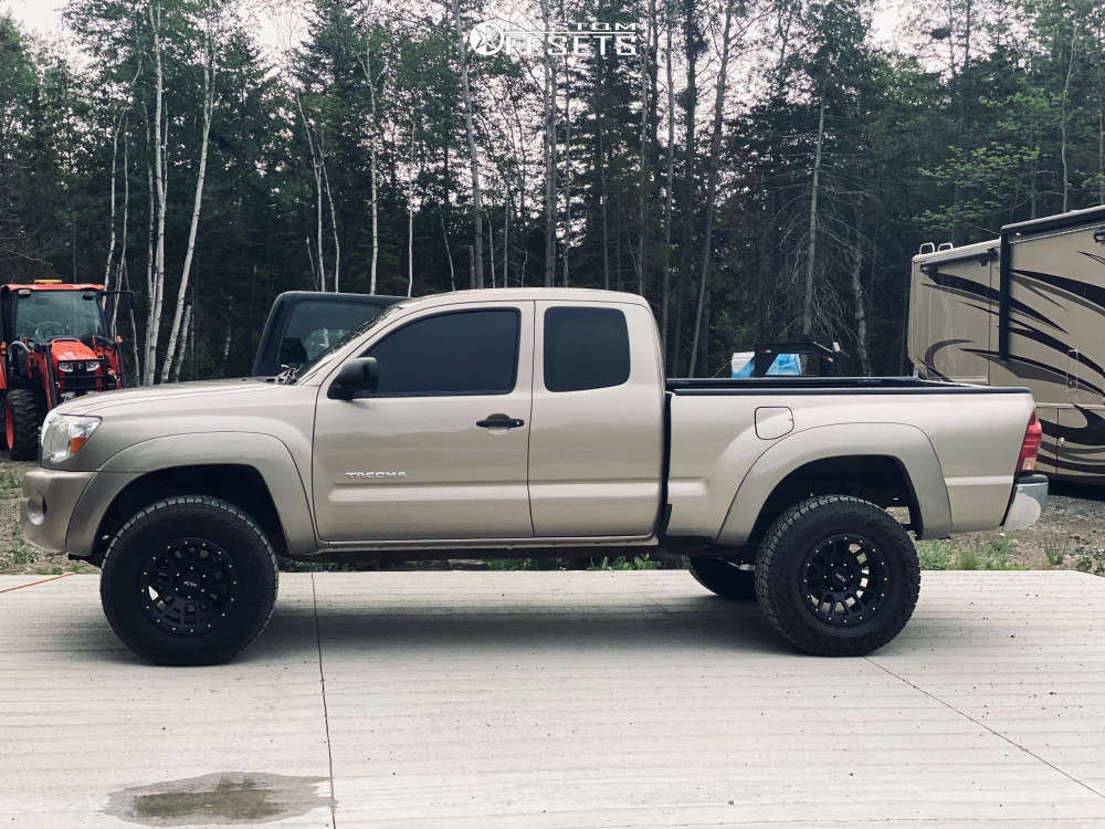 2007 Toyota Tacoma with 17x9 -12 Vision Nemesis 111 and 285/70R17 ...