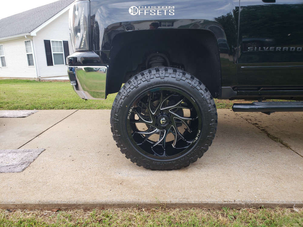 2015 Chevrolet Silverado 1500 with 22x12 -44 Fuel Runner and 35/12.5R22 ...