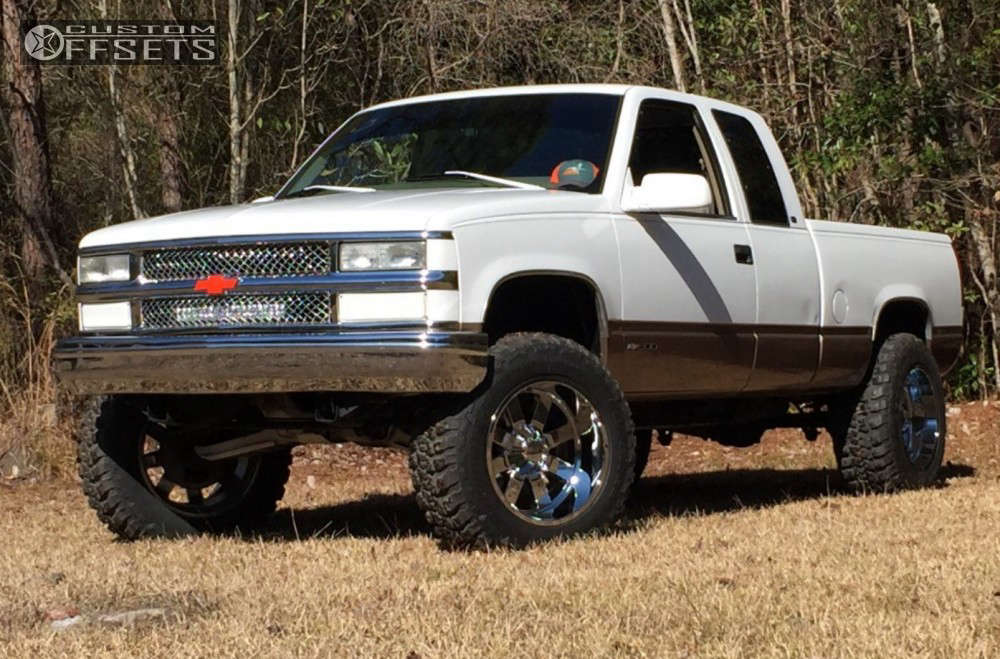 1997 Chevrolet C1500 with 20x12 -44 Moto Metal MO962 and 35/12.5R20 ...