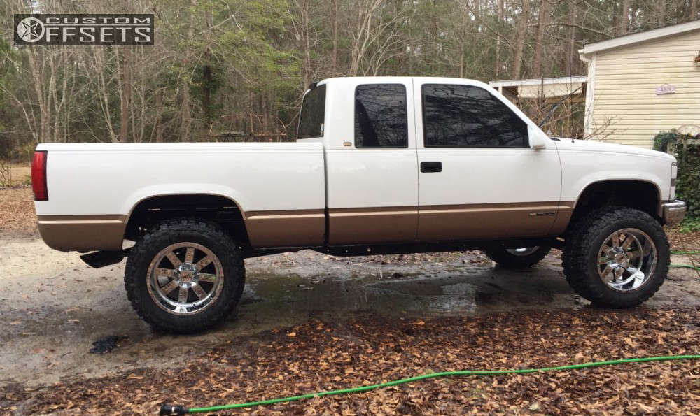 1997 Chevrolet C1500 with 20x12 -44 Moto Metal MO962 and 35/12.5R20 ...