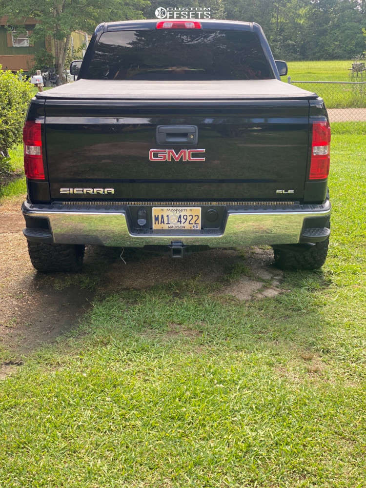 2015 GMC Sierra 1500 with 24x12 -44 Fuel Contra and 33/12.5R24 ...