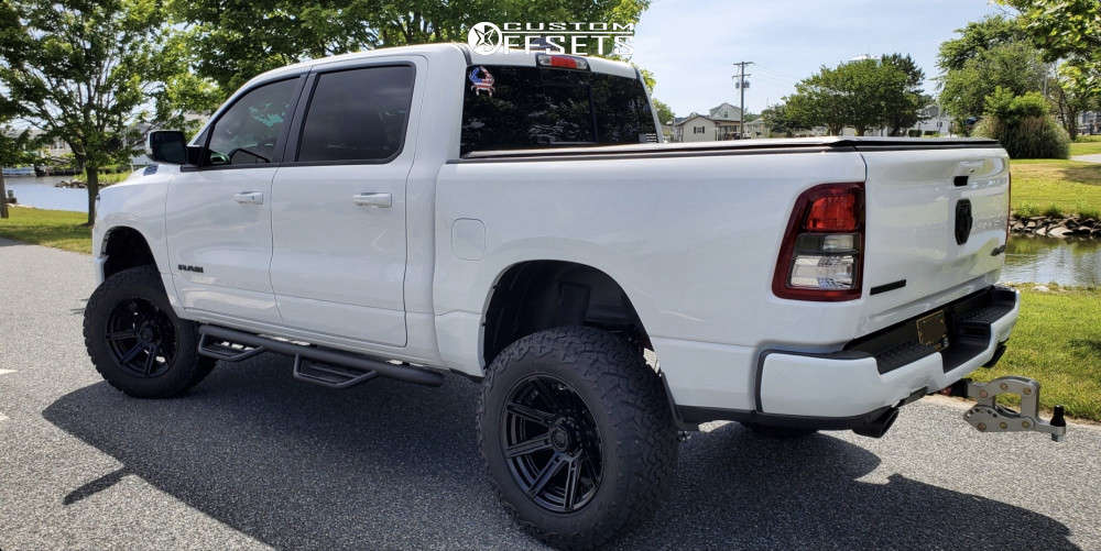 2020 Ram 1500 with 20x10 -18 Fuel Rogue and 35/12.5R20 Venom Power ...