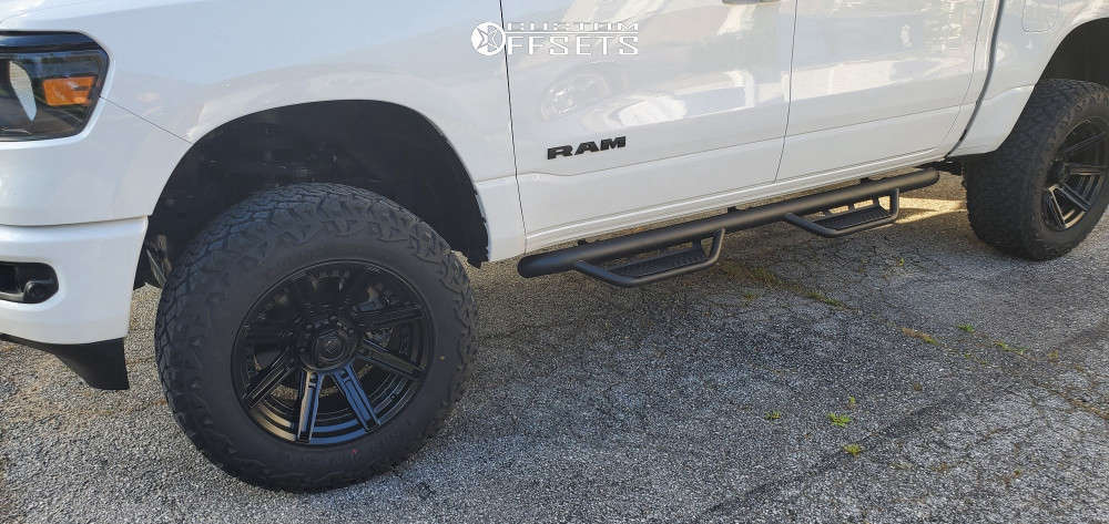 2020 Ram 1500 with 20x10 -18 Fuel Rogue and 35/12.5R20 Venom Power ...