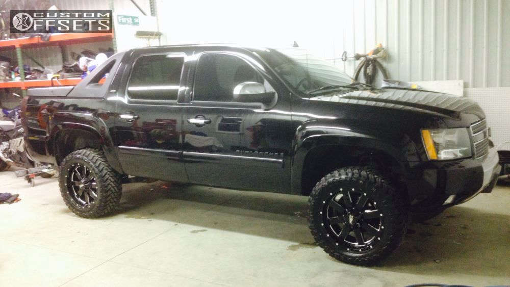 2007 Chevrolet Avalanche with 20x9 0 Moto Metal MO962 and 33/12.5R20 ...