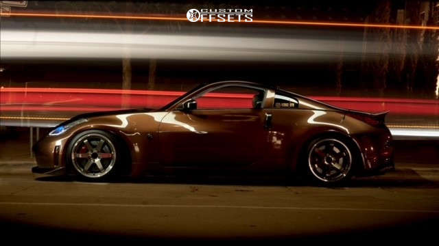 2008 Nissan 350Z with 18x10.5 15 Rays Engineering Te37 and 255/35R18 ...