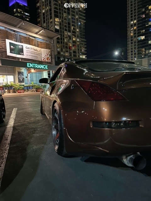 2008 Nissan 350Z with 18x10.5 15 Rays Engineering Te37 and 255/35R18 ...