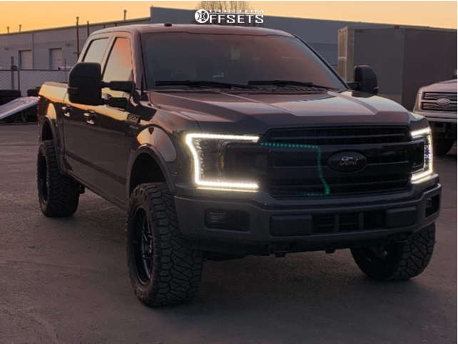 2018 Ford F-150 with 20x10 -19 Gear Off-Road Ratio and 33/12.5R20 Nitto ...