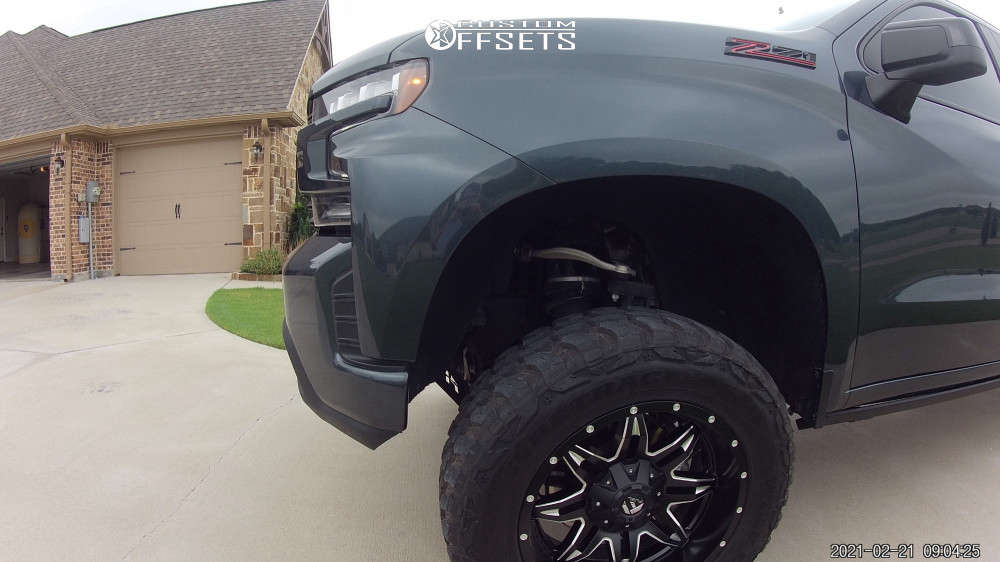 2019 Chevrolet Silverado 1500 with 20x10 -24 Fuel Lethal D567 and 35/12 ...