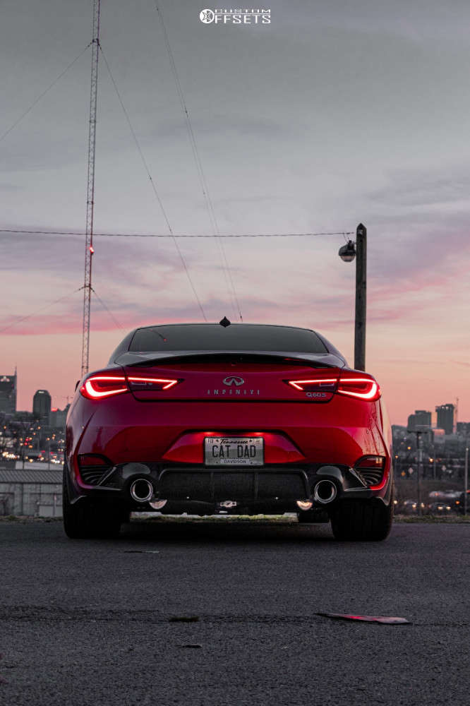 2020 INFINITI Q60 with 20x9 25 Rohana Rfx10 and 255/35R20 Michelin ...