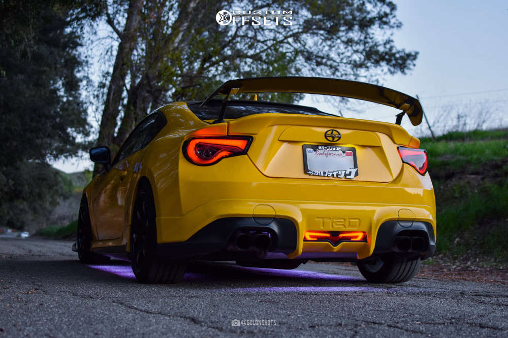 2015 Scion FR-S with 18x9.5 38 Gram Lights 57dr and 235/35R18 Nexen SU1 ...