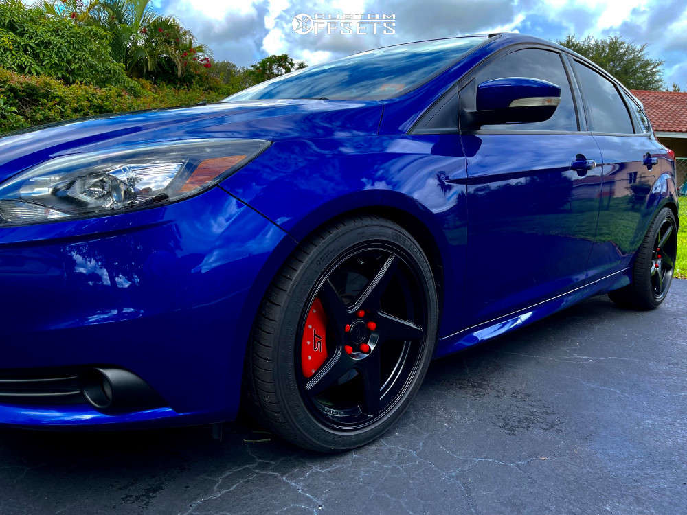 2013 Ford Focus Flush Lowering Springs | Custom Offsets