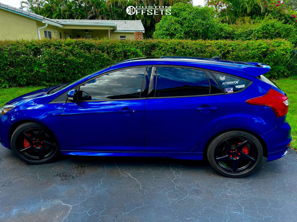 2013 Ford Focus Flush Lowering Springs | Custom Offsets