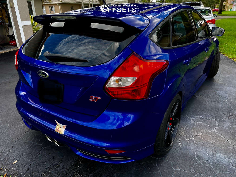 2013 Ford Focus Flush Lowering Springs | Custom Offsets