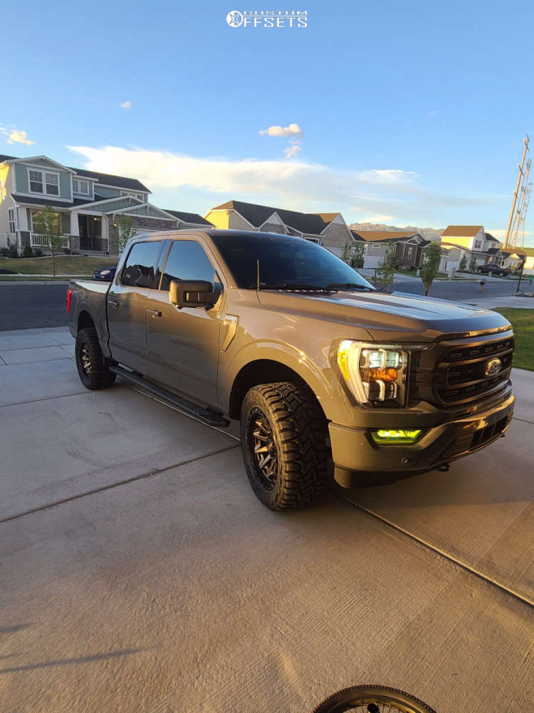 2021 Ford F-150 with 20x9 1 Fuel Covert and 33/12.5R20 Toyo Tires Open ...