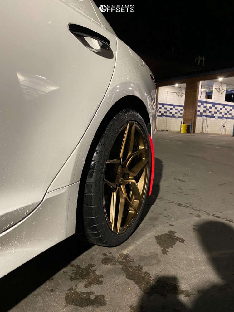 2020 Kia Stinger with 19x8.5 30 Rohana Rfx11 and 235/35R19 Michelin ...