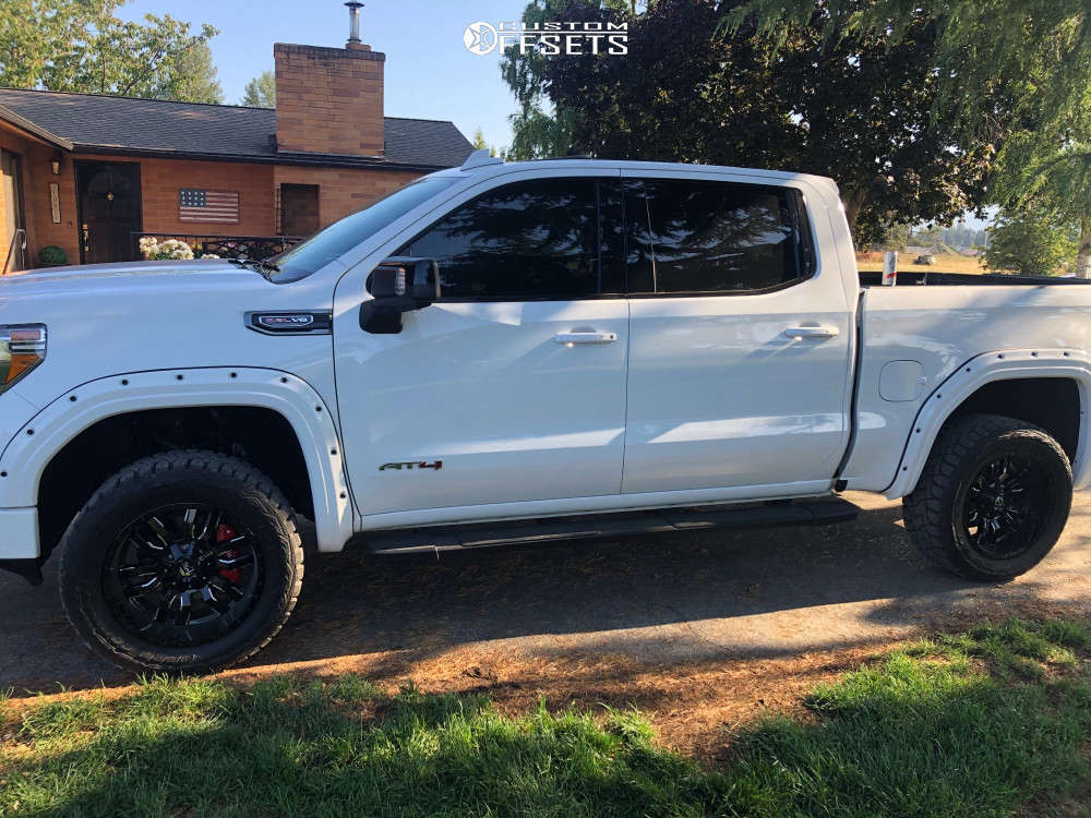 2019 GMC Sierra 1500 with 20x10 -21 Fuel Sledge and 33/12.5R20 Toyo ...