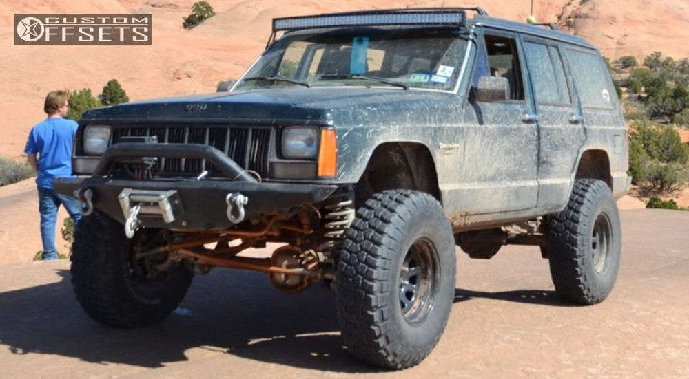 1992 Jeep Cherokee with 15x8 -12 Cragar D Window and 33/10.5R15 ...
