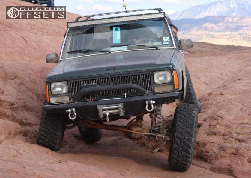 1992 Jeep Cherokee with 15x8 -12 Cragar D Window and 33/10.5R15 ...