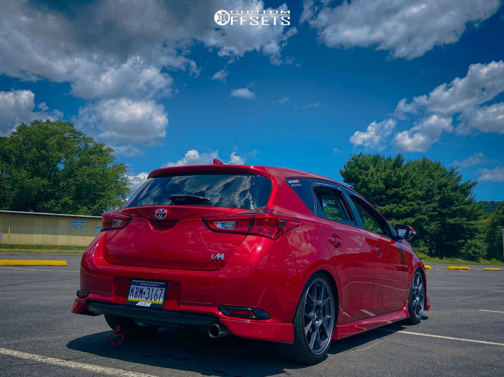 2017 Toyota Corolla IM with 18x7.5 50 WedsSport Tc005 and 225/40R18 ...