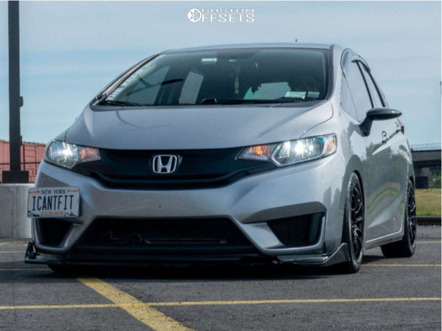 2017 Honda Fit with 15x7 35 Konig Dial In and 195/55R15 Firestone ...