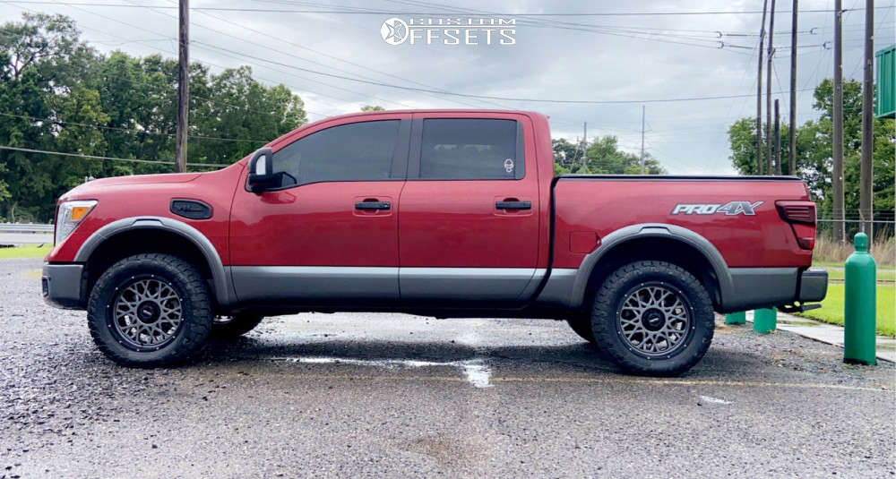 2017 Nissan Titan with 20x9 10 Vision Rocker and 33/12.5R20 Toyo Tires ...