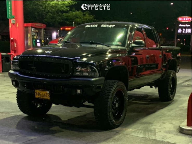 2003 Dodge Dakota with 20x10 -12 Panther Offroad 580 and 33/12.5R20 ...