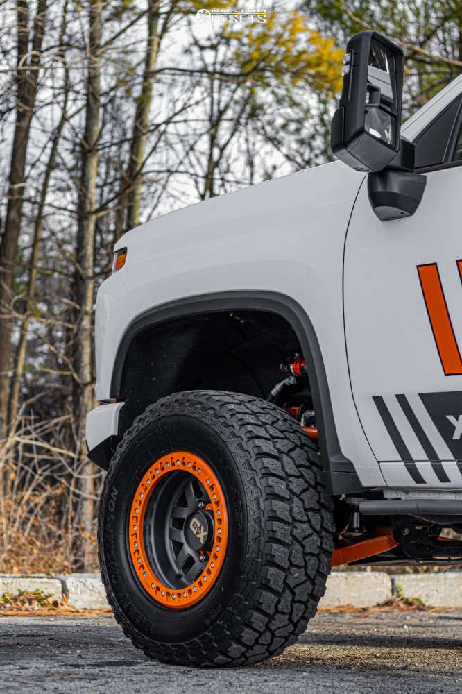 2020 Chevrolet Silverado 2500 HD with 17x9 -15 KMC Machete and 35/12 ...