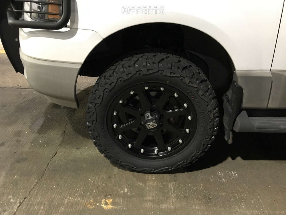 2003 Ford Expedition with 20x9 18 XD Addict and 33/12.5R20 Venom Power ...