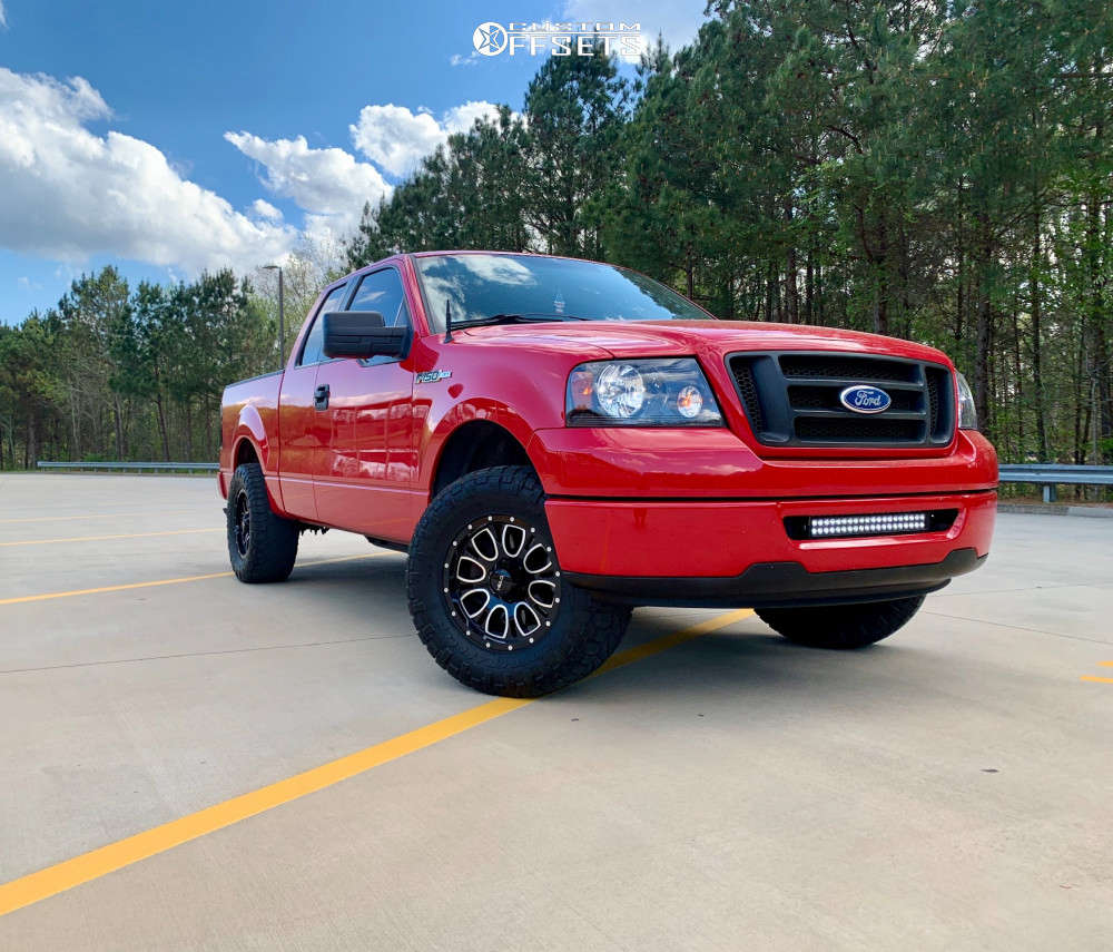 2006 Ford F-150 with 17x9 18 Helo He879 and 33/12.5R17 Nitto Ridge ...