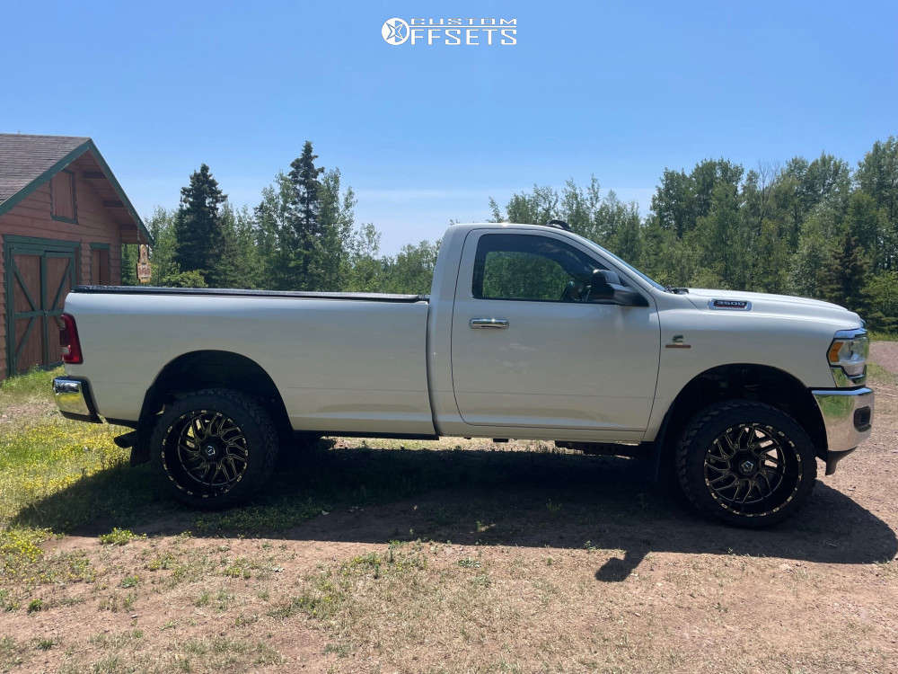2021 Ram 3500 with 22x12 -44 TIS Forged 544bm and 33/12.5R22 Atturo ...