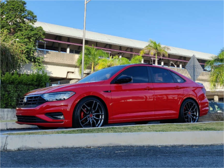 2019 Volkswagen Jetta with 19x8.5 42 Niche Vosso and 225/40R19 Petlas ...