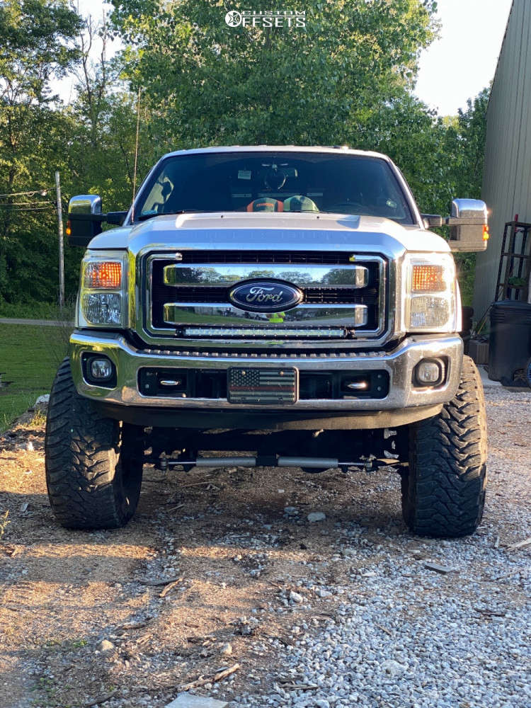 2013 Ford F-250 Super Duty with 20x12 -44 Fuel Full Blown and 40/15 ...