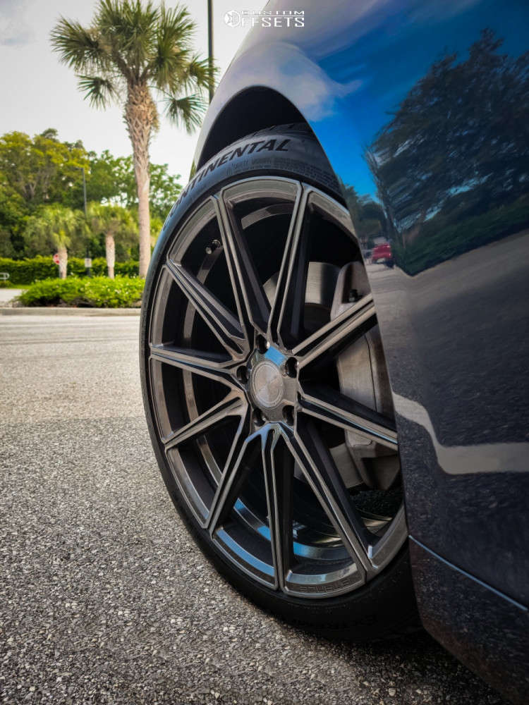 2015 Hyundai Genesis with 20x9 32 Stance SF09 and 255/35R20 Continental ...