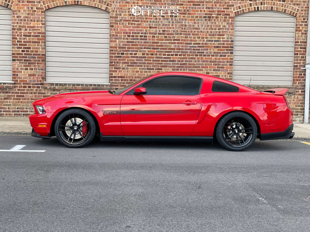 2012 Ford Mustang with 19x10 35 P51 101rf and 275/35R19 Nitto 555 G2 ...