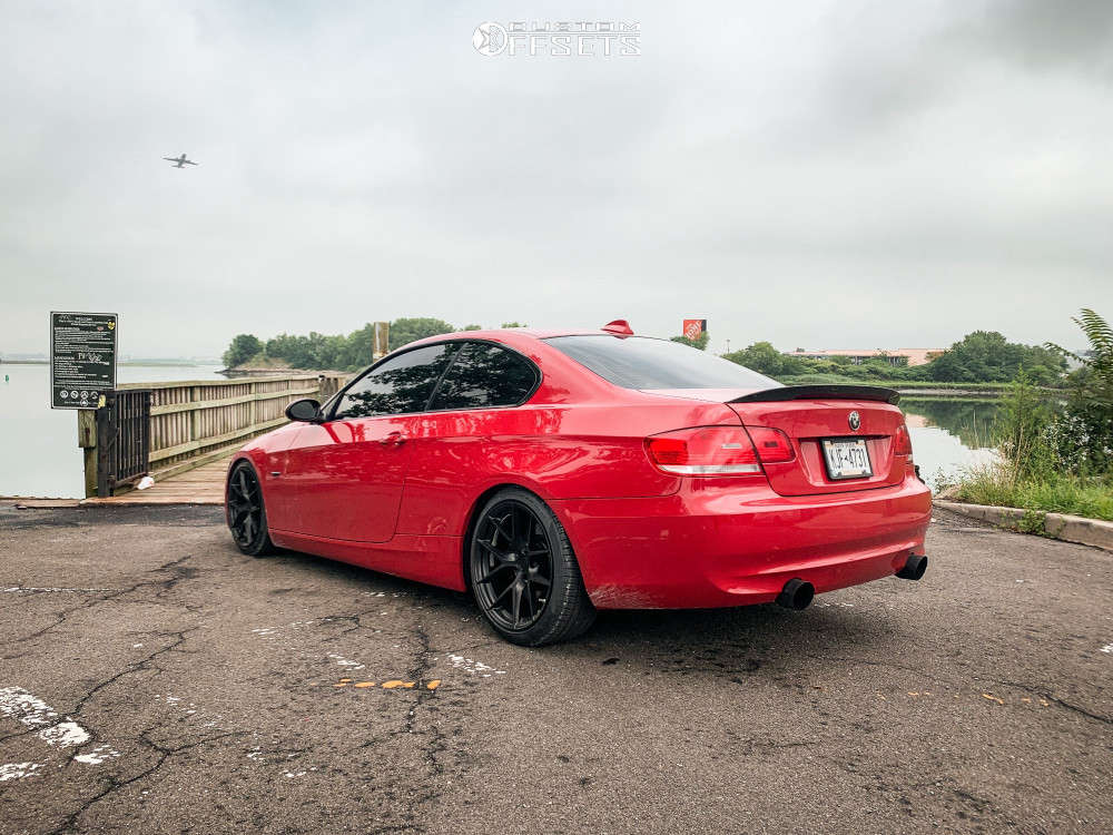 2007 BMW 335i with 18x8.5 35 Aodhan Aff7 and 225/40R18 Pirelli Pzero ...