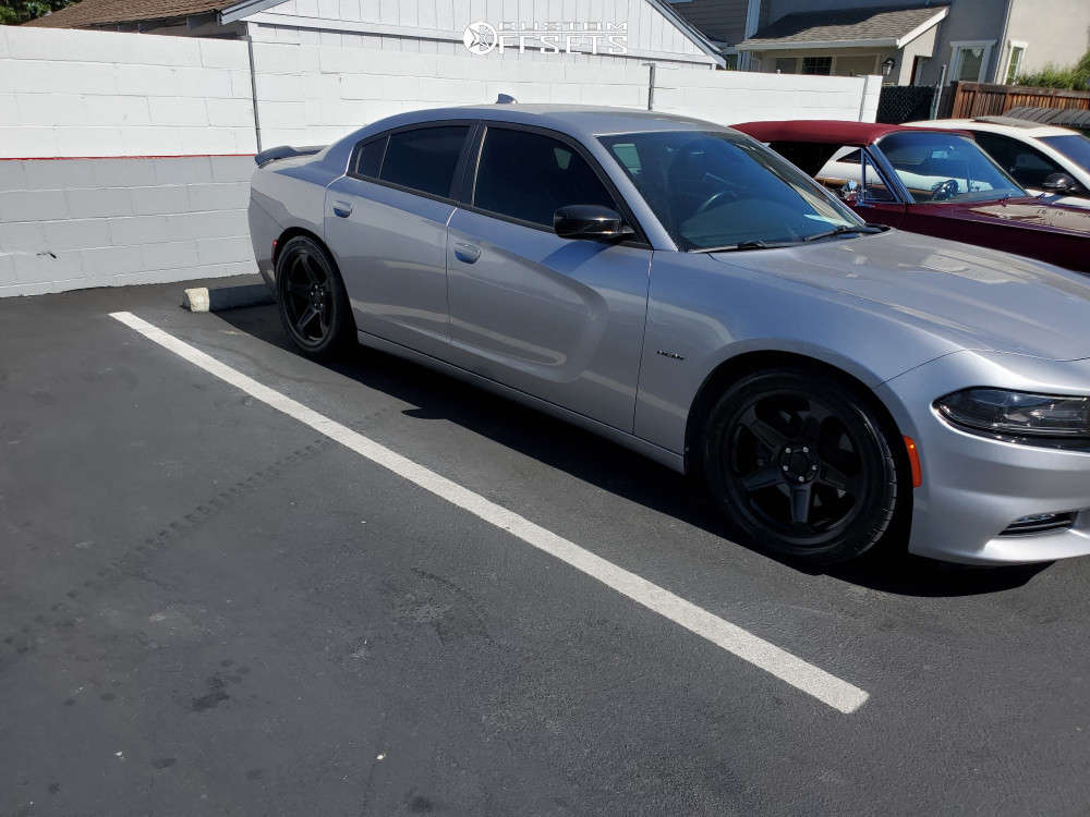 Dodge Charger Black Rims