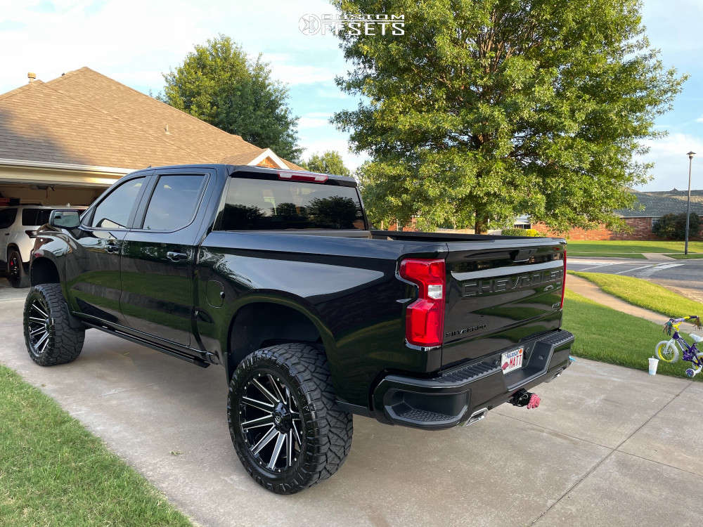 2021 Chevrolet Silverado 1500 with 22x10 -24 Fuel Contra and 35/13.5R22 ...