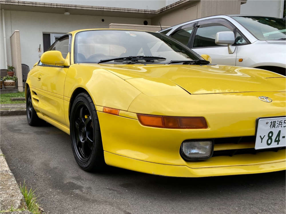 1995 Toyota MR2 with 16x7 35 Konig Backbone and 205/45R16 Yokohama ...