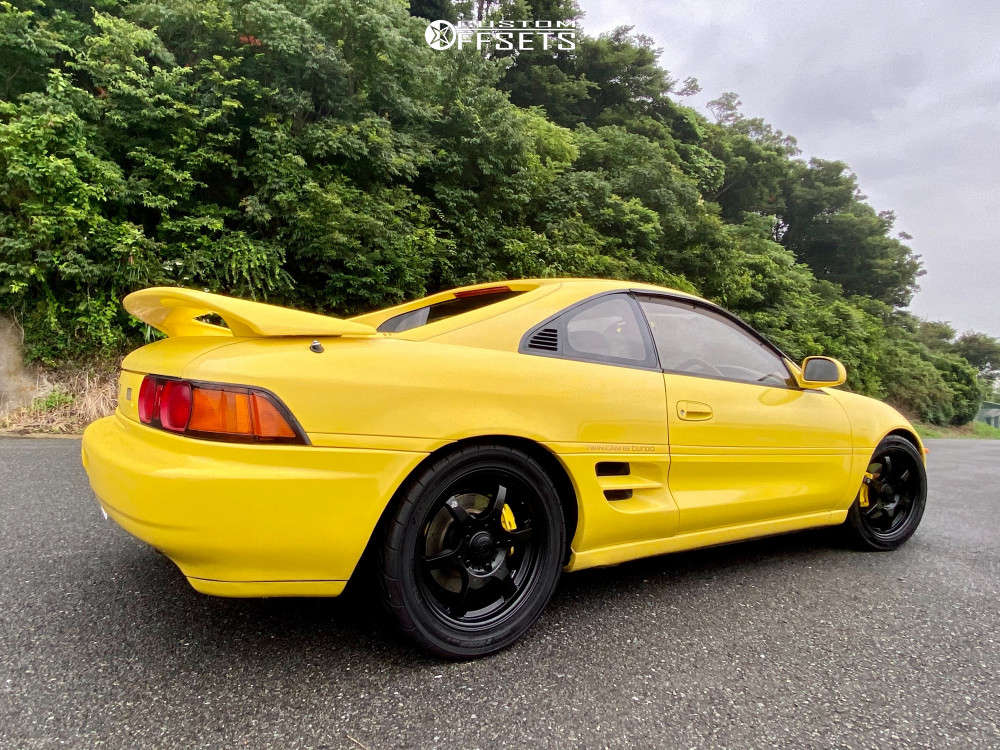 1995 Toyota MR2 with 16x7 35 Konig Backbone and 205/45R16 Yokohama ...